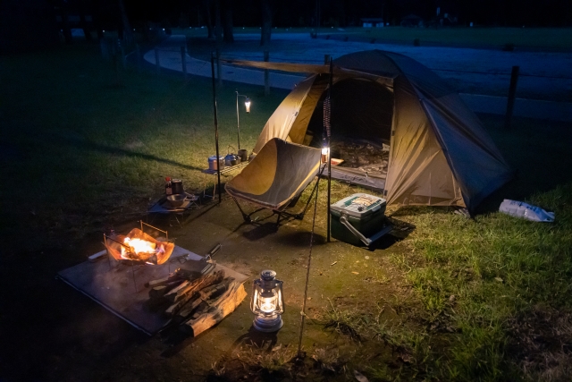 【キャンプチェア】ヘリノックス（Helinox）後悔しないためにキャンプスタイルごとのチェアを紹介 | ranoBlog